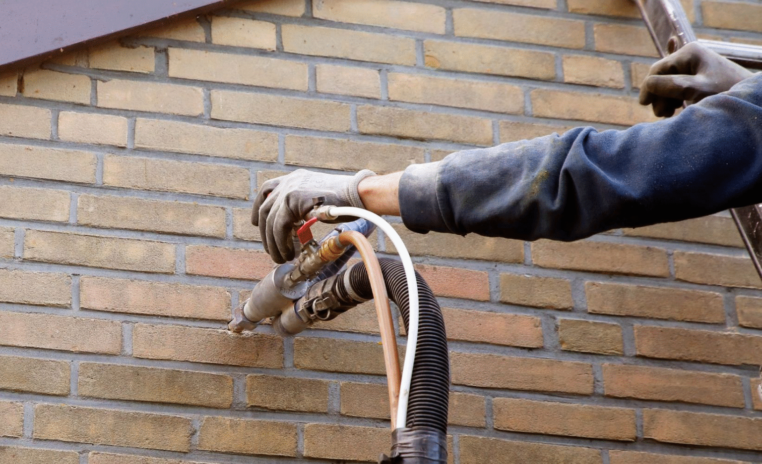 Blown Cavity Wall Insulation: Understanding Your Options - U Value ...